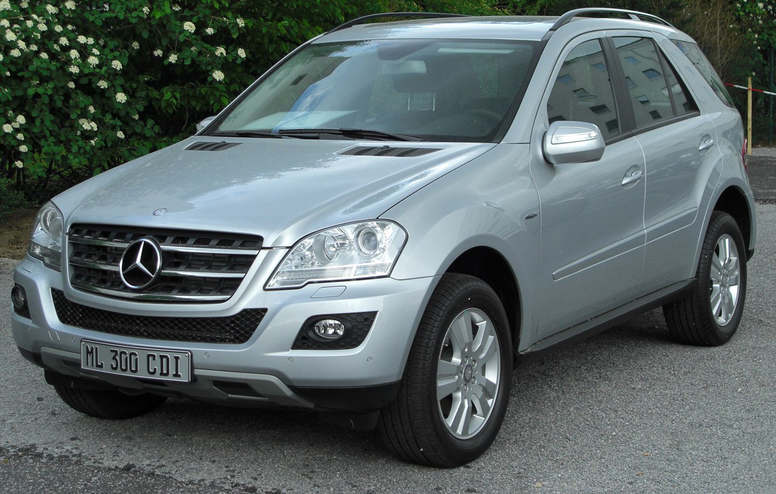 Mercedes-Benz M-class (W164, facelift 2008) AMG ML 63 V8 (510 Hp ...